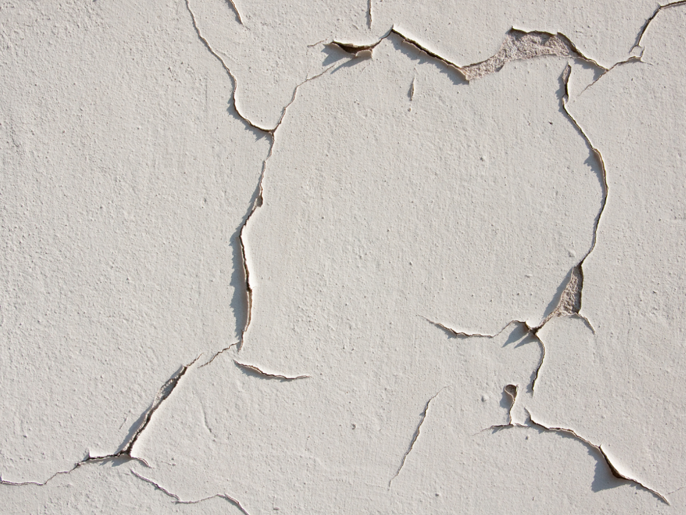 Why Is My Exterior Paint Peeling & Flaking? | Emperor Paint